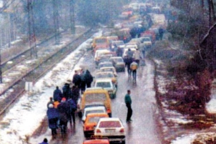 Egzodus sarajevskih Srba: Tuga i prkos - FILTER